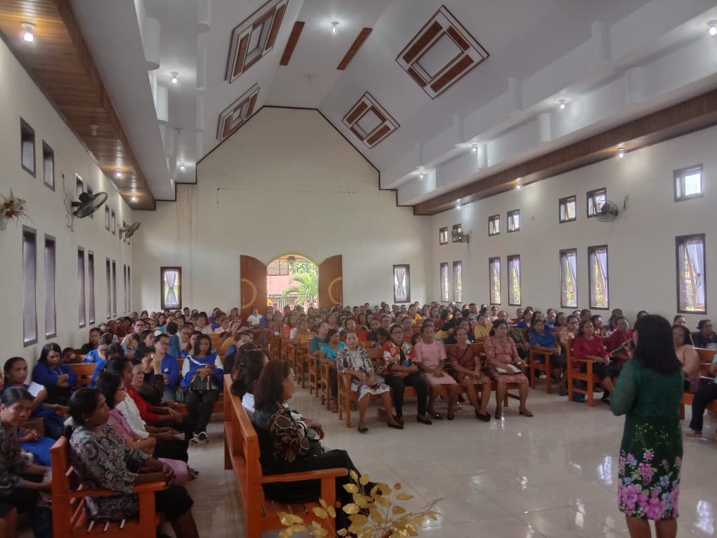 PERAN PEREMPUAN GMIH DALAM GEREJA DAN KELUARGA – GMIH