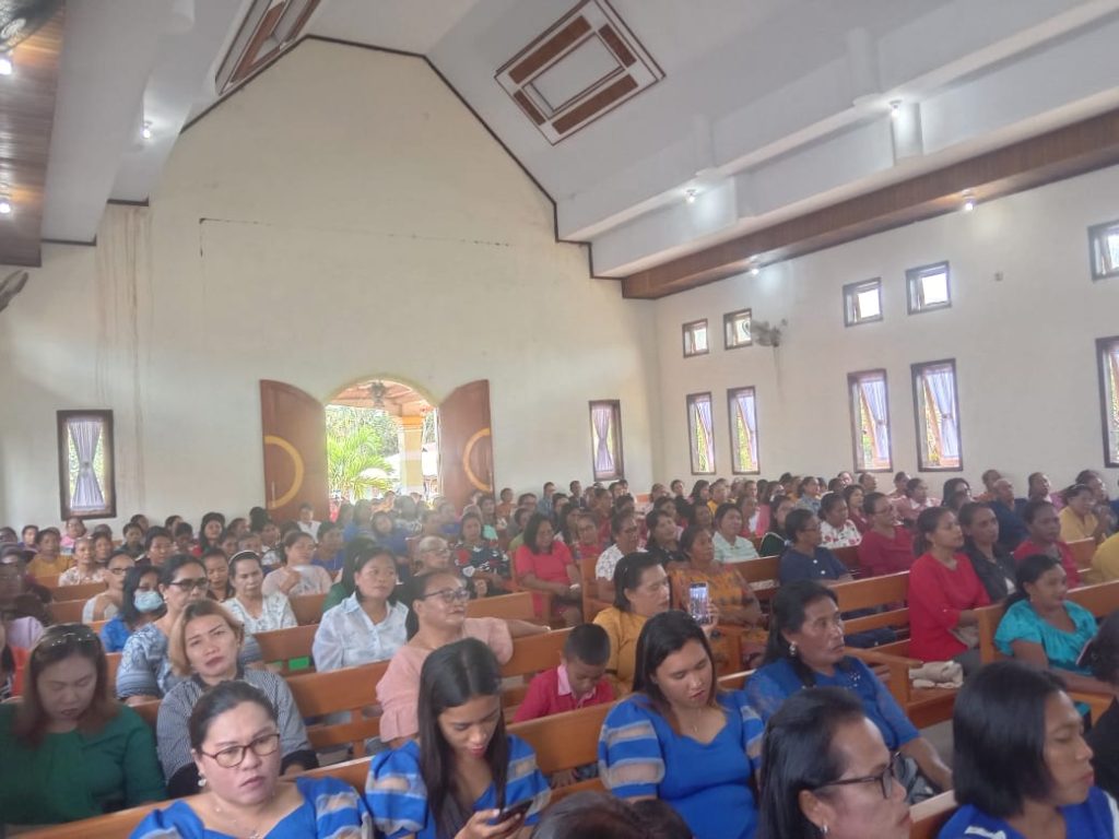 PERAN PEREMPUAN GMIH DALAM GEREJA DAN KELUARGA – GMIH