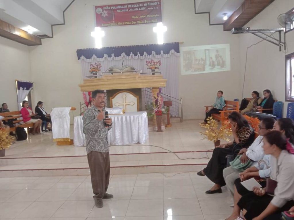 PERAN PEREMPUAN GMIH DALAM GEREJA DAN KELUARGA – GMIH